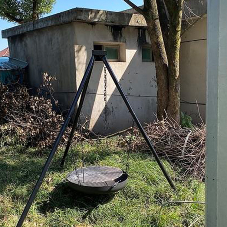 Outdoor BBQ Grills Hanging Tripod Fire Pits-Wuyi Qixing Machinery ...
